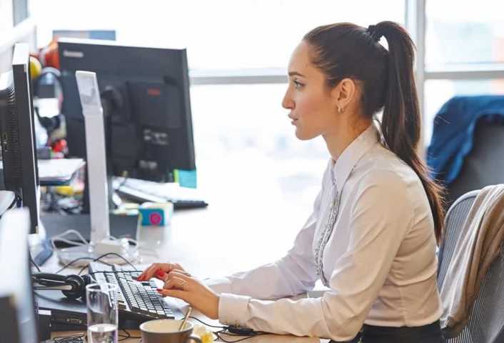 Berikut Ini Ciri- Ciri Tenaga Kerja yang Berkualitas di Kantor Berikut Ini Ciri- Ciri Tenaga Kerja yang Berkualitas di Kantor