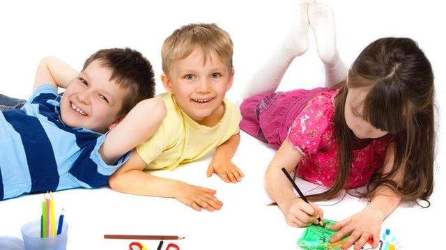 Tahapan Psikologi Perkembangan Anak yang Perlu Diketahui Tahapan Psikologi Perkembangan Anak yang Perlu Diketahui