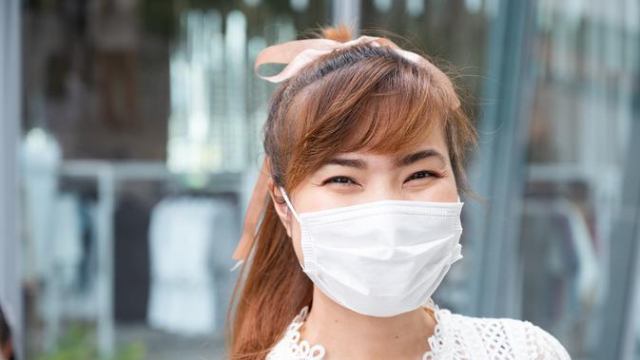 Pakai Masker Mesti Tetap Senyum, Lho, Ini Deretan Alasannya