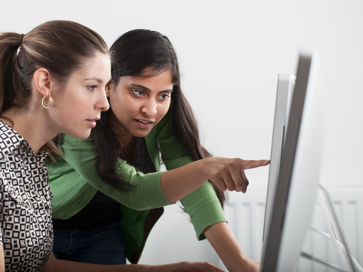 On The Job Training: Tujuan, Macam Bentuk, dan Manfaatnya untuk Karir